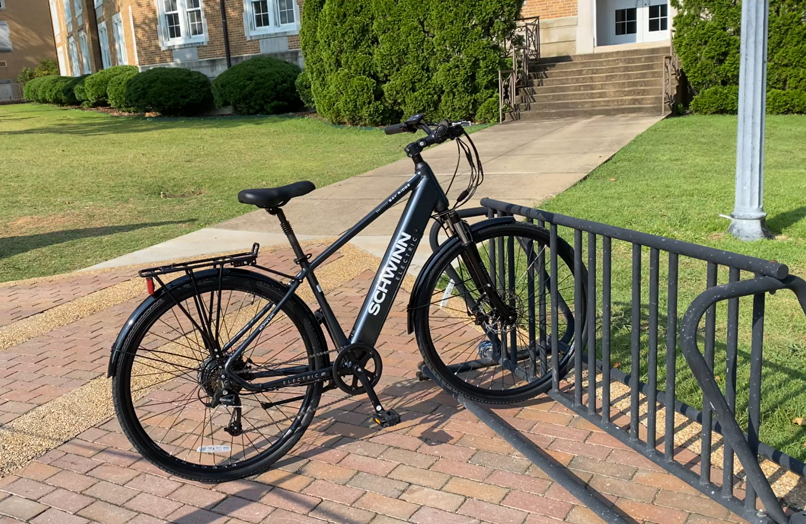 Why Schwinn Targets Urban Commuters with New Smart Features - Bike ...